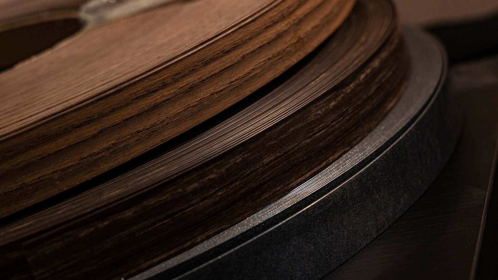 How PVC Edgeband Affects the Final Look of Modern Panel Furniture ...